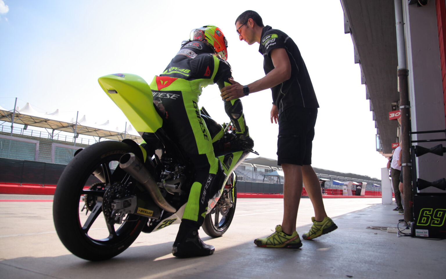 References Around the World - REAXING